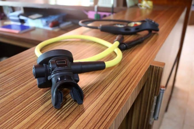 Scuba Regulator Buying Guide - What do you need to know!