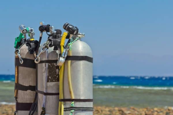 Weight of Compressed Air - Scuba Diving Gear