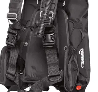 Best Travel BCD's For Your Next Trip - Reviews and Buying Guide (2023)